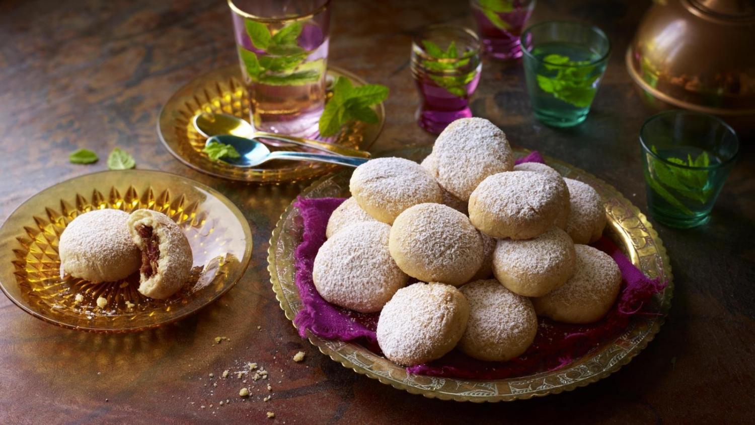 Taste The Traditional Desserts Of Saudi Arabia | TimelineDaily